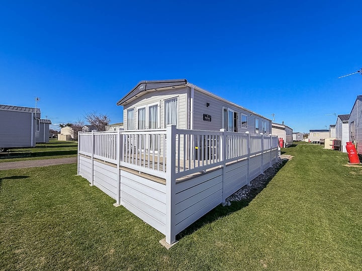 Caravan Near Pakefield Beach Ref 68040cr - Lowestoft