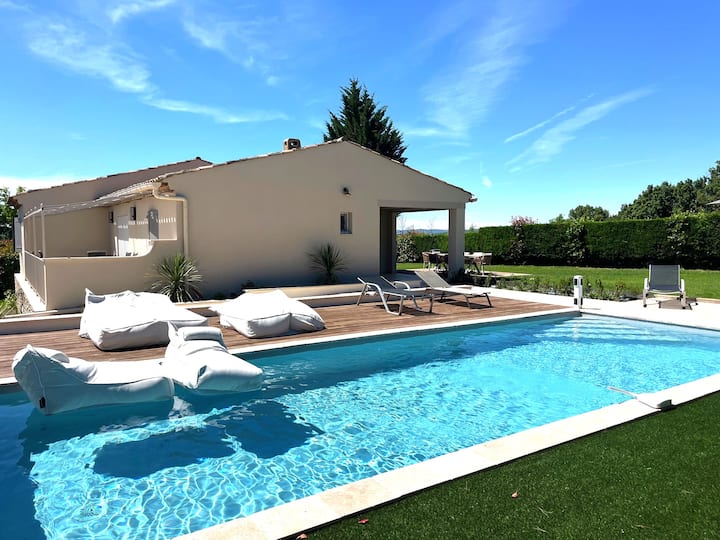 Luberon, Villa Contemporaine Avec Piscine Chauffée - Forcalquier