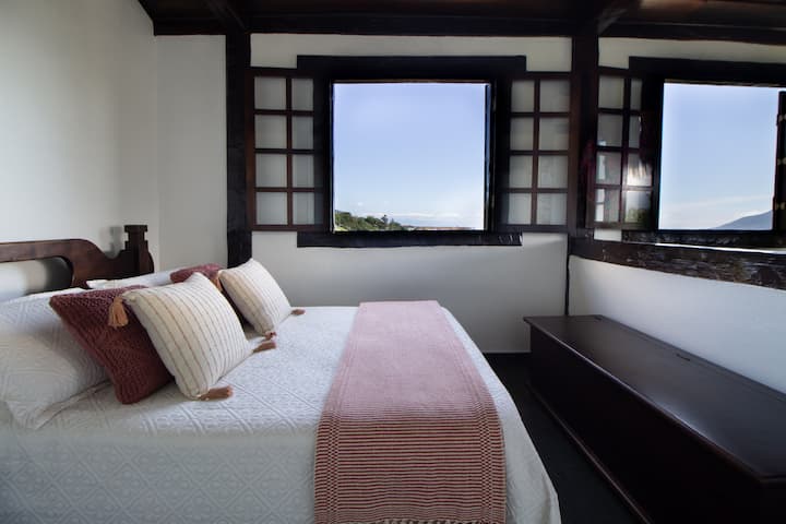 Suites Vista Mar 180º . - Ilhabela