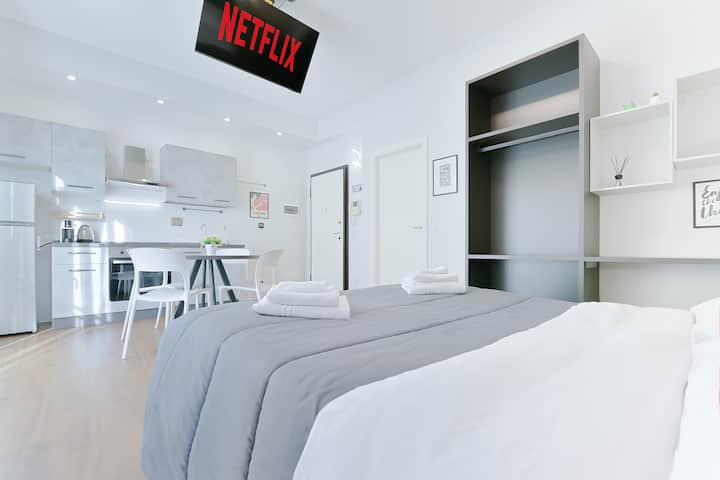 Taron House [5 Min Walk From The Central Station] - Bologna