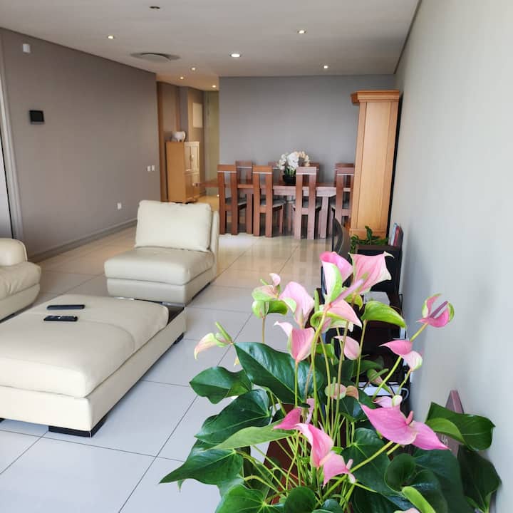 Comfortable And Cozy Apartment - 馬布多