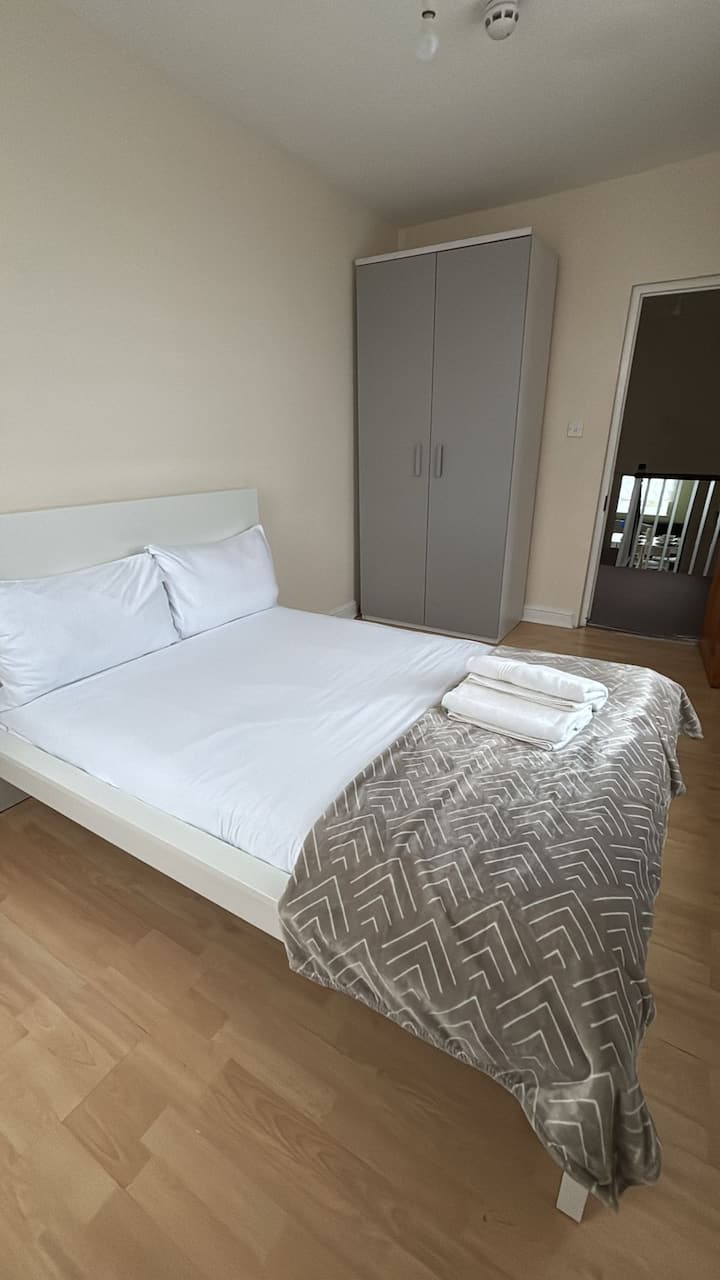 Entire 3 Br Home - Minutes To Emirates Stadium! - Greenwich