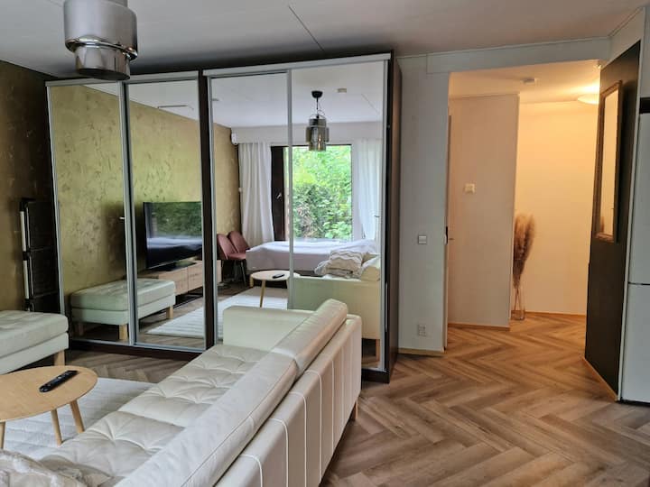 Golden Apartment- Free Parking,  Wifi And Sauna - Turku