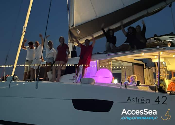 Logement Insolite - Catamaran - Aigues-Mortes