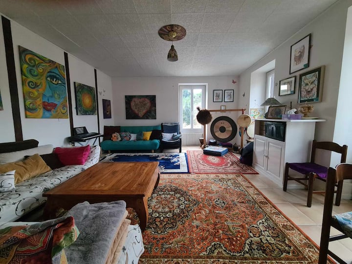 Chambre Dans Maison Artistique - France