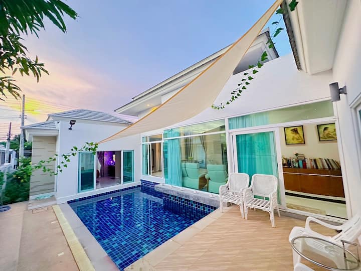 Chris Pool Villa Pattaya - Sattahip