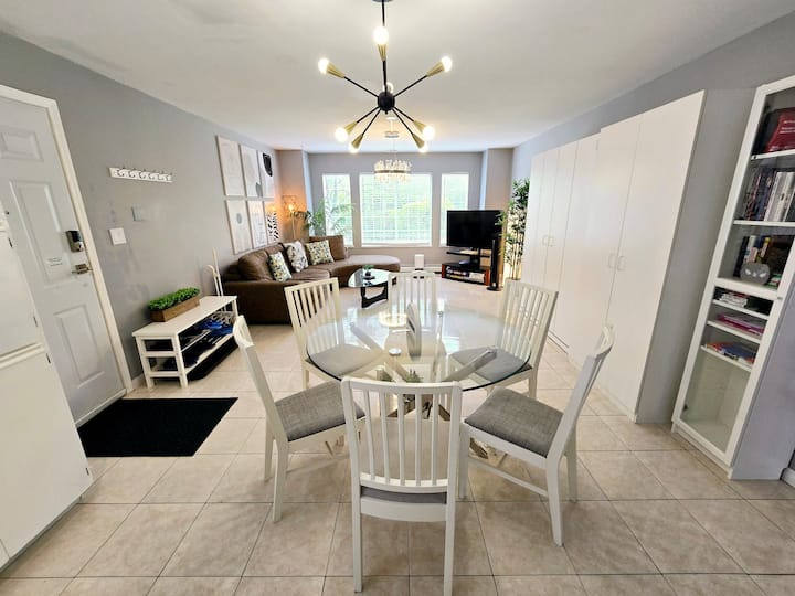 2br - 3 Beds In A Spacious Private Home - サレー