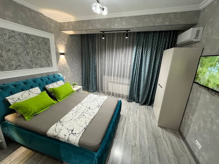 Central 2br Near Metro | Mountain & City View - Kazakhstan