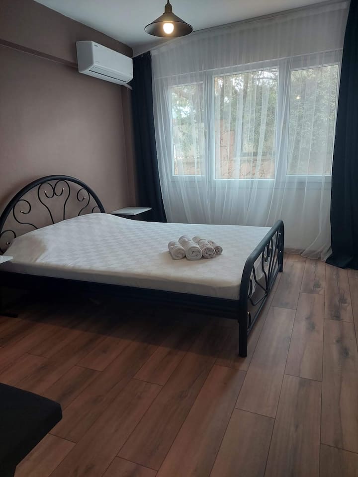 Cunda Merkezde, Sahile 50 Mt, Teraslı, Ferah Daire - Ayvalık