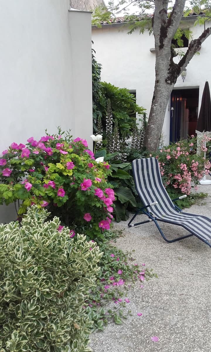 Maison Bord De Mer
 6 Personnes
3 Chambres 4 Lits - Île d'Oléron