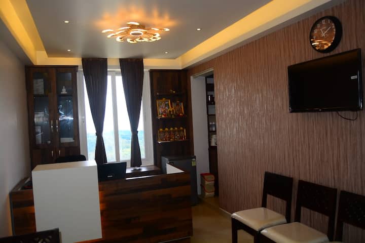 Vanam Holidays Deluxe Room- Balcony+free Breakfast - Coonoor