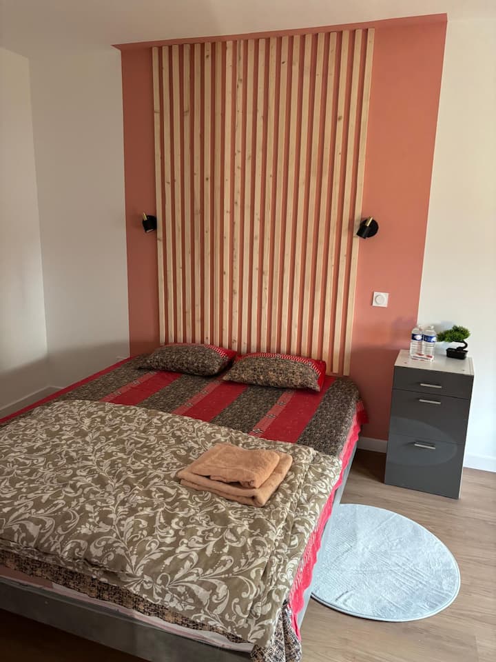 Heater Room Cdg Paris Aéroport, Parc De Expo - Villepinte