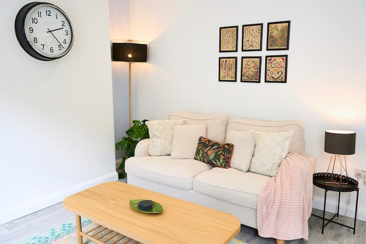 Modern Hebden Hideaway, Canal Side, Coffee & Shops - Hebden Bridge