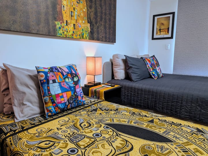 Private Bedroom, Balcony, View, Best Area In City! - Mexico State
