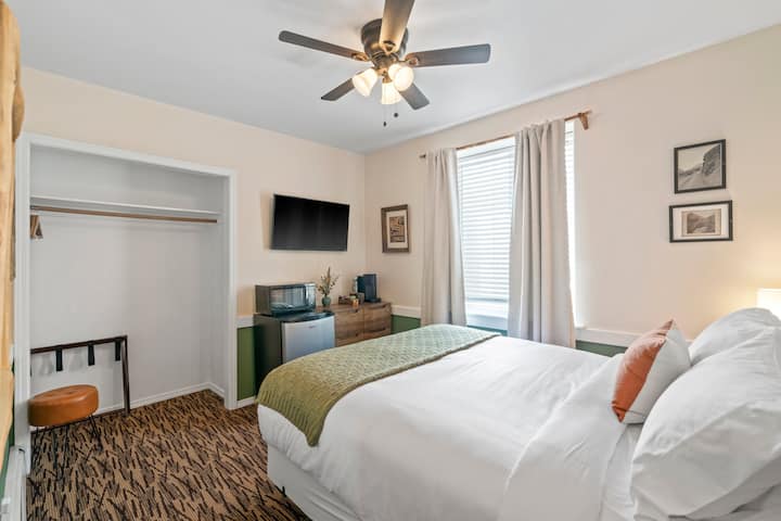 Western Suite At The Bent Elbow - Silverton, CO
