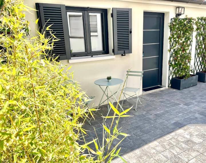 Joli Studio Sur Jardin, Très Calme - Bois-Colombes