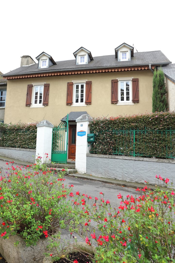 Maison Dans La Vallée De Luz - Luz-Saint-Sauveur