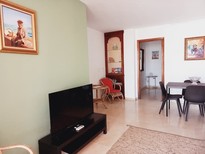 Spaces Apartment In The Center With Sea View - Torremolinos