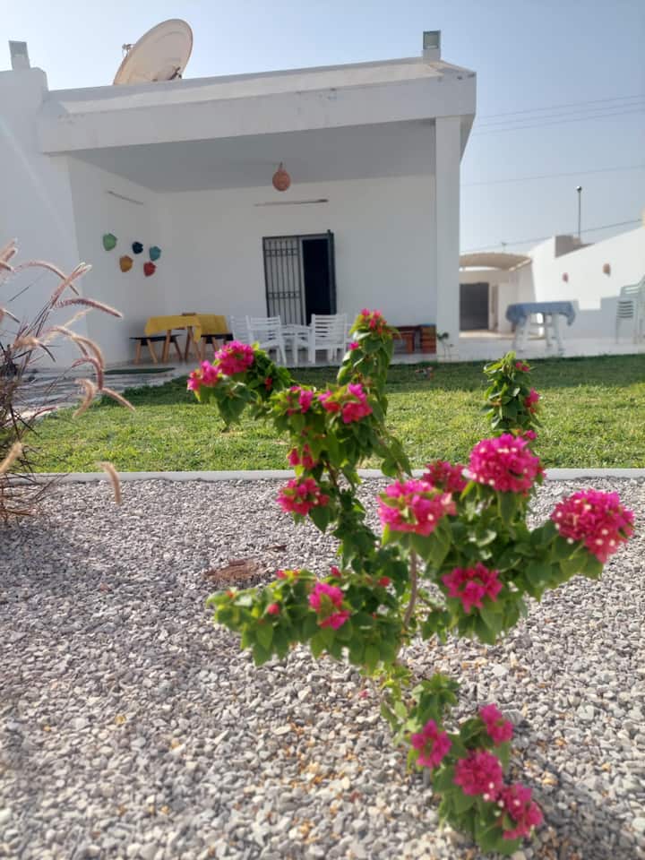 Dar Aïcha : Villa De Vacances à Chaffar - Tunisie