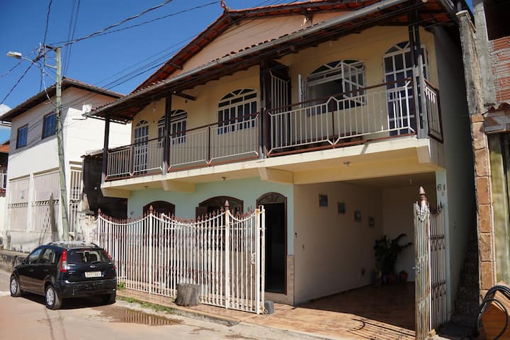 Casa Espaçosa E Bem Localizada - Diamantina