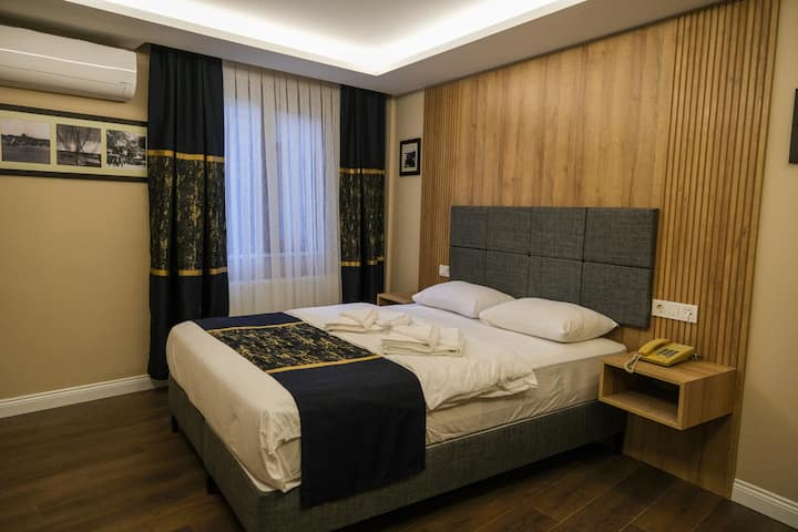Ekonomik ÇIft Kişilik Oda | Hotel Martin - 伊斯坦堡