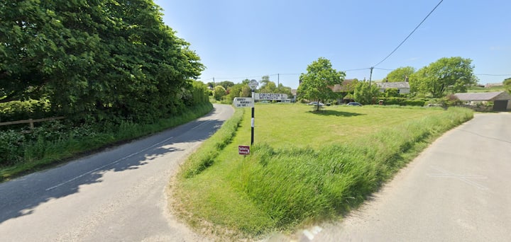 Ex Officio: Downstairs Bedroom And Bathroom - West Lulworth