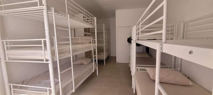 Quarto Compartilhado Com Beliches - Albufeira