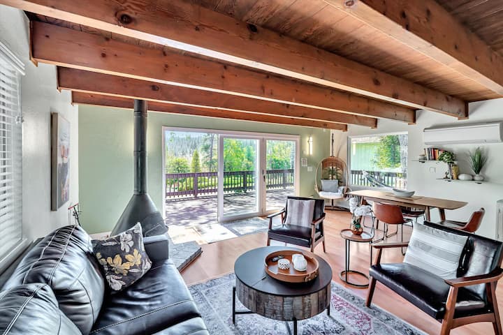 Modern Cabin Near Yosemite With Lake Views - Pine Mountain Lake, CA