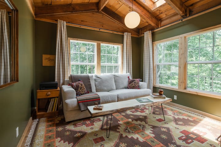 Blue Ridge Family Escape | Game Room + Hot Tub - Blue Ridge, GA