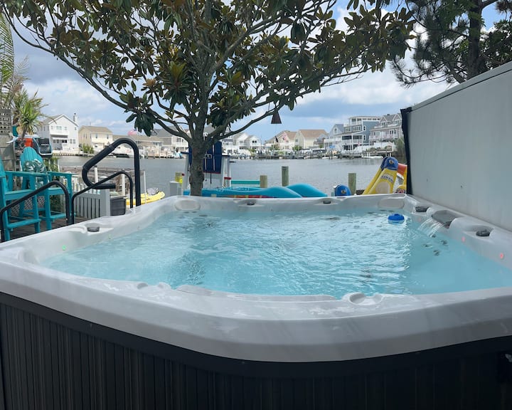 Shorely Waterfront 2nd Fl Full Itinerary + Jacuzzi - Seaside Heights, NJ