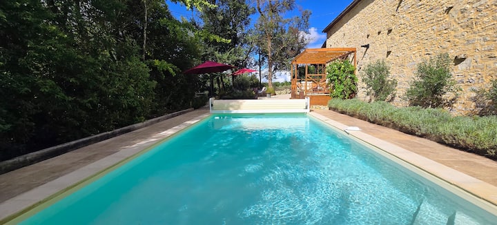 Beautiful Barn With Pool - France