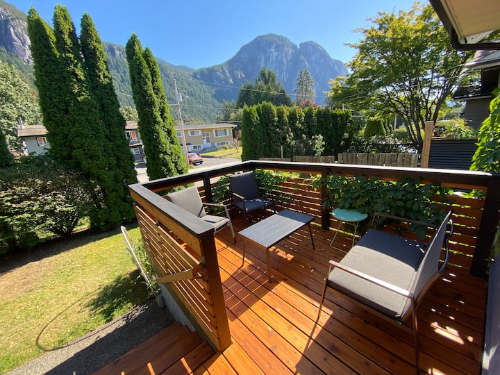 Slhanay View Getaway - Squamish