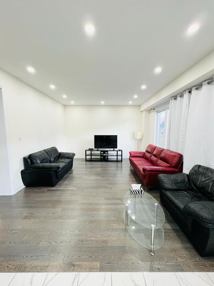 One Bedroom - Niagara Falls