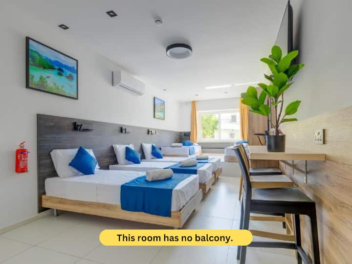 Black 10: Studio Apartment In St. Julian's - Malta