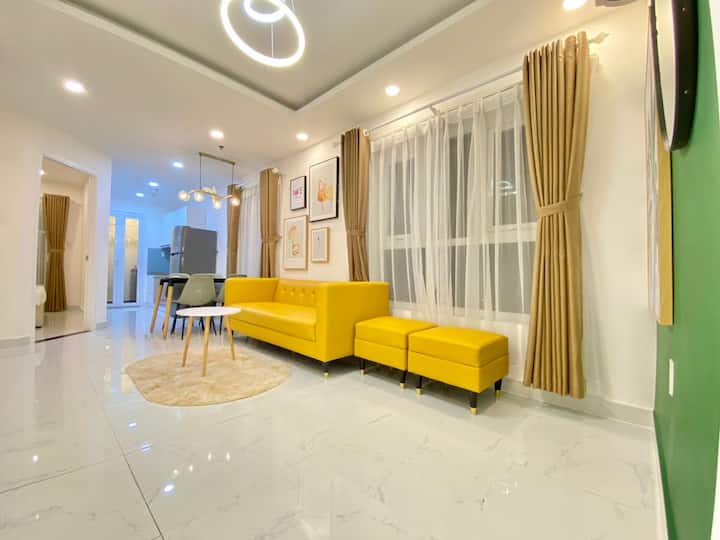 Holiday Apt - Balcony 2br W/ Super Fast Wi-fi Cbd - Ciudad Ho Chi Minh