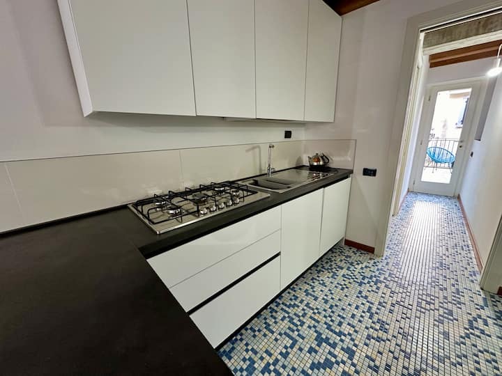 Appartamento Con Terrazzo In Centro - Udine