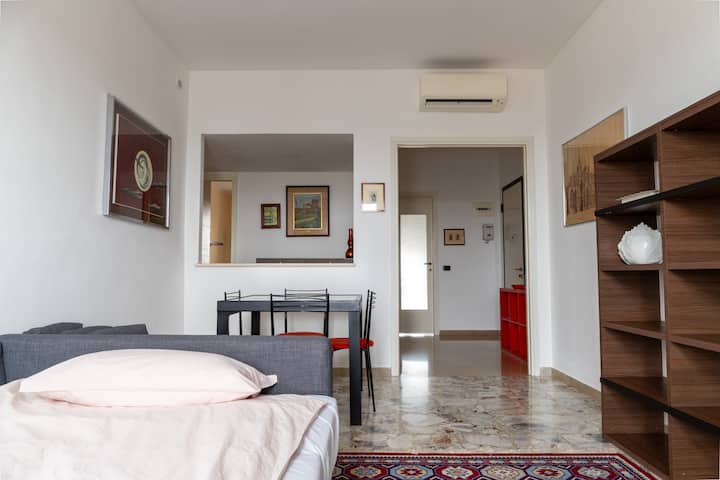 Milan Retreat: Panoramic Views, Central Location - Milan