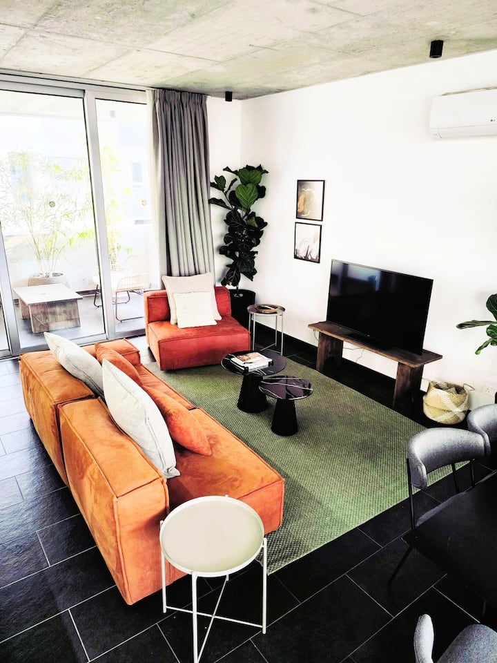 Bridge House 301-3br Penthouse With Pool, Parking - Limasol