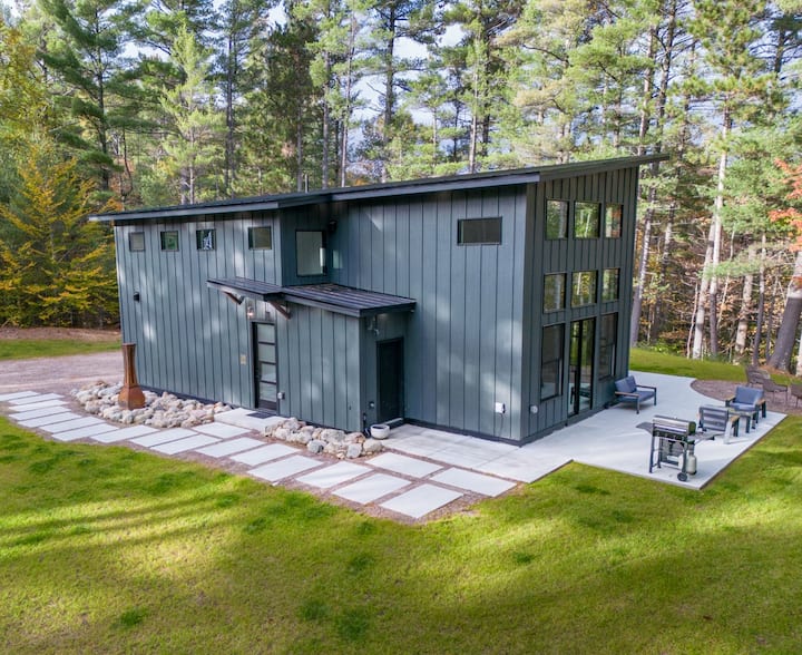New Bridge House - Wilmington, NY