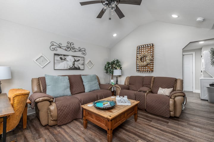 The Nest | Cute, Clean & Comfy | 10min To Ft. Wood - Waynesville, MO