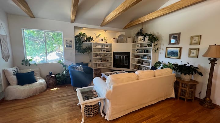Dog-friendly Tree House With Music Studio In Ojai - Ojai, CA