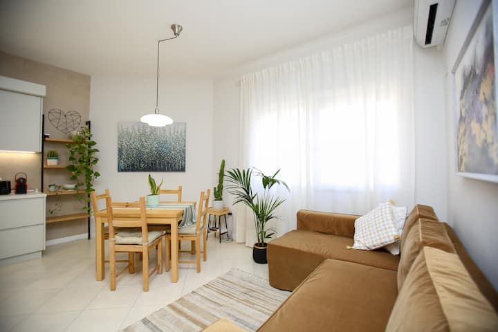 Oasys - Modern 1-bedroom Apartment/private Parking - Vlorë