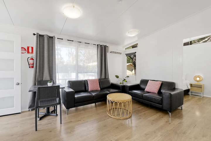 Two Bedroom Villa Pet Friendly - Byron Bay