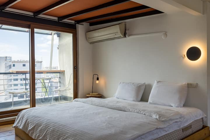 Sky Loft : Big Duplex | 2 Terraces | Bosporus View - İstanbul