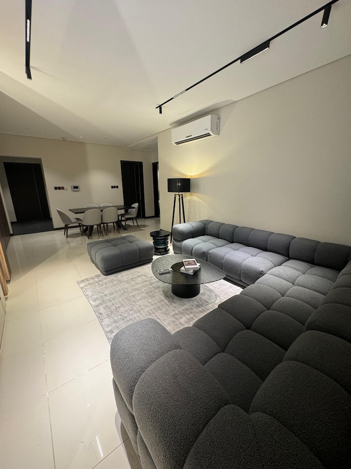 Spacious 2br Janabiyah | Near El Mercado Mall - Bahreïn