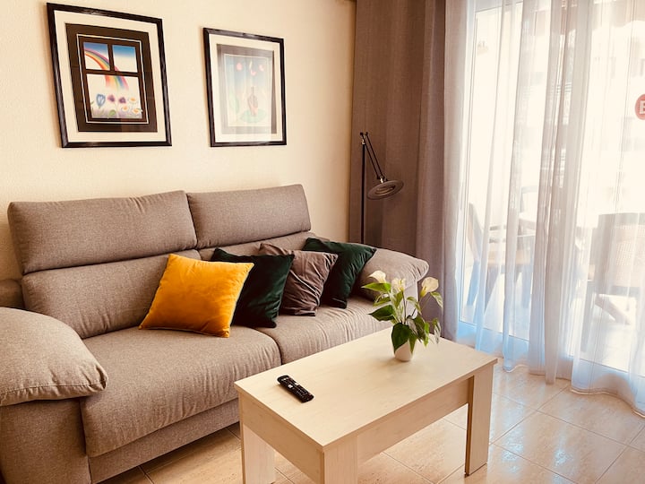 Beachfront Charm | Sea-view With Pool & Terrace - Torrevieja