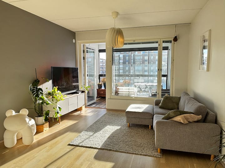 Parvekkeellinen Kaksio Jätkäsaaressa - Helsinki
