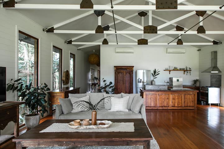 Serene Overwater Villa - Romantic Escape For 2 - Lovedale