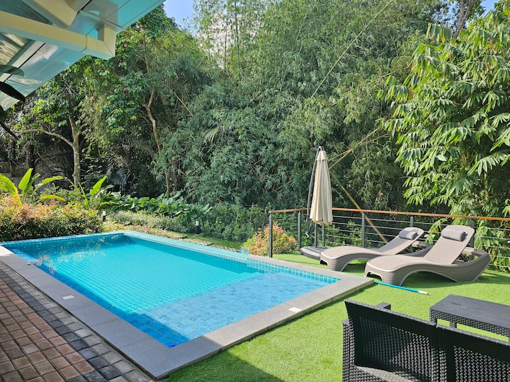 The Glass Villas Indang Cavite Heatedpool With Fee - Amadeo