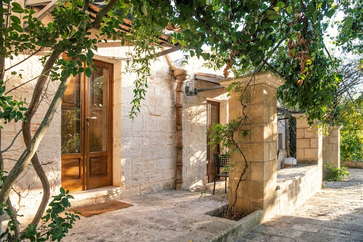 Heated Pool - Charming Lamia Botte - Portico - Cisternino